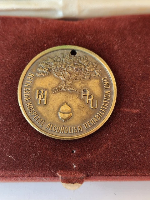 VINTAGE BETHESDA HOSPITAL Cincinnati Ohio Rehab Token Alcoholics ...