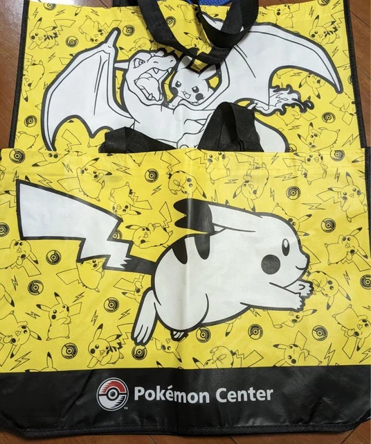 POKEMON CENTER GIAPPONE YOKOHAMA wcs 2023 shopper Charizard Pikachu EUR ...