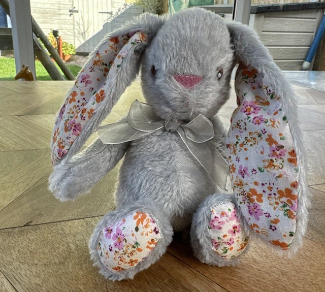 POUNDLAND BUNNY RABBIT Grey Soft Plush Comforter Toy Floral Ears Feet 9 ...
