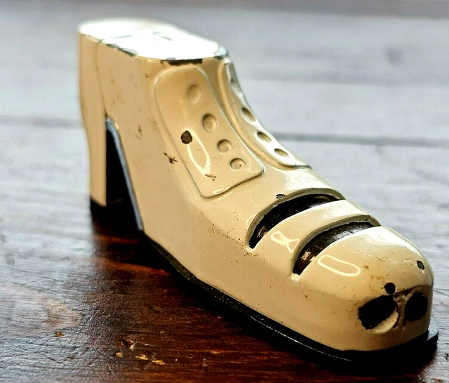 RARE VINTAGE COLLECTABLE Unique Design SH0Е Gas Lighter in Working ...
