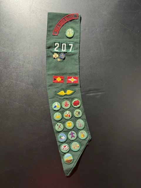 Vintage Girl Scouts Sash 1970s 70s Merit Badges Patches Pins £28 45