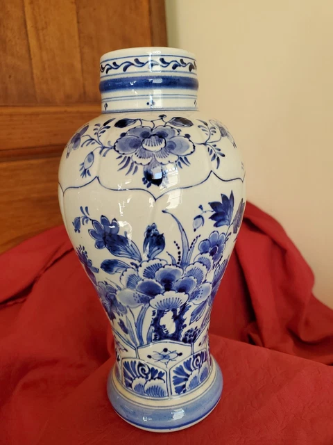 ANCIEN VASE FAÏENCE Delf décor Floral Signé Numéroté EUR 40,00 ...