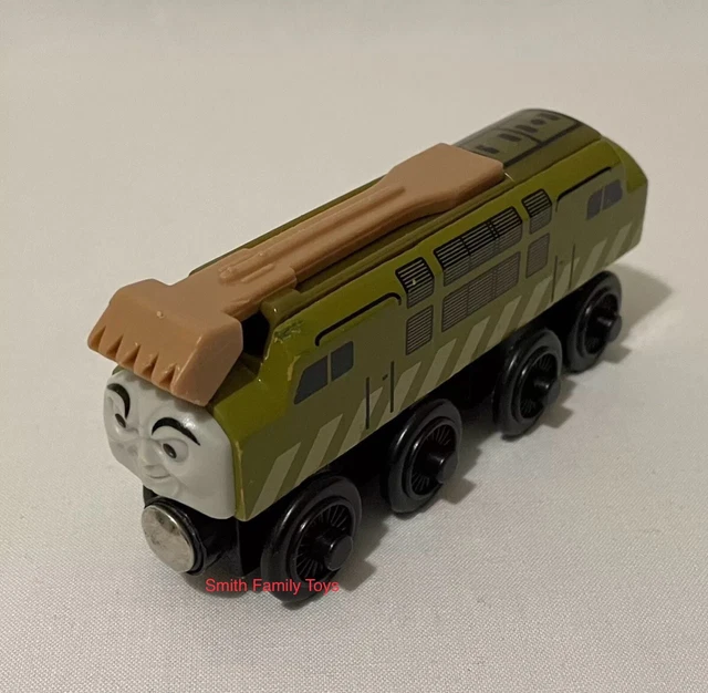THOMAS AND FRIENDS Train Wooden Diesel 10 Fits Brio Post Discounts £8. ...