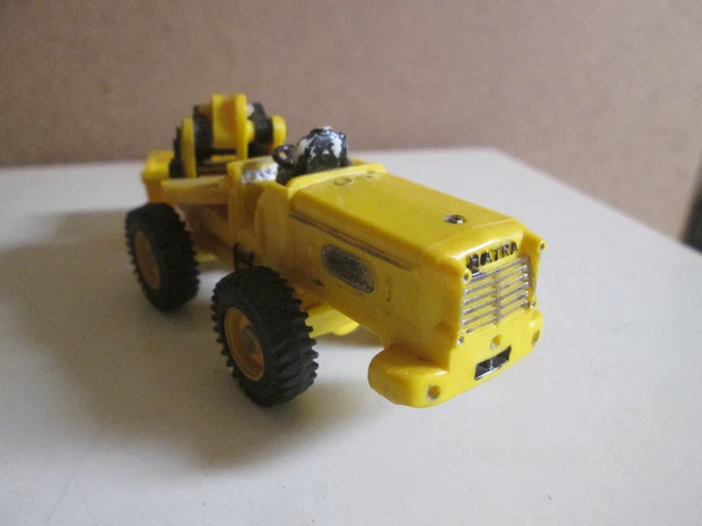 SIKU V103. HATRA Radlader, Schwenk-Schürf-Lader. Plastikmodell, 1960er ...