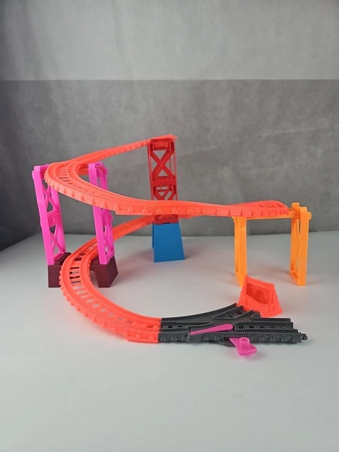 THOMAS & FRIENDS Trackmaster Track Junction Adapter Thomas The Tank ...