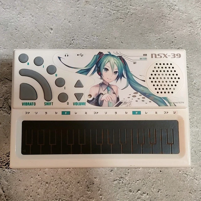 SINGING KEYBOARD POCKET Miku Gakken Yamaha Vocaloid NSX-39 £144.41 ...
