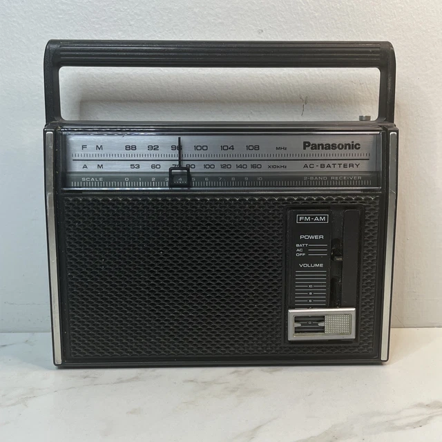 VINTAGE PANASONIC AM-FM Radio AC-Battery 2-Band Receiver Model RF537 ...
