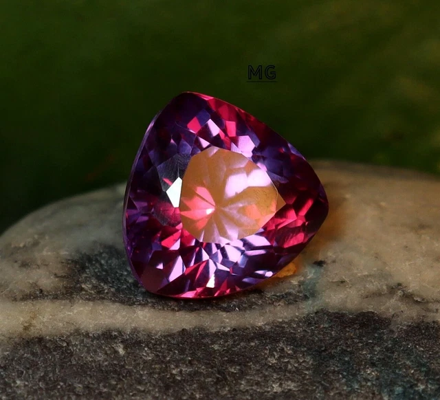 14.60 CT NATUREL Violet Saphir Gie Certifié Trillion 14x14 MM Perdre ...