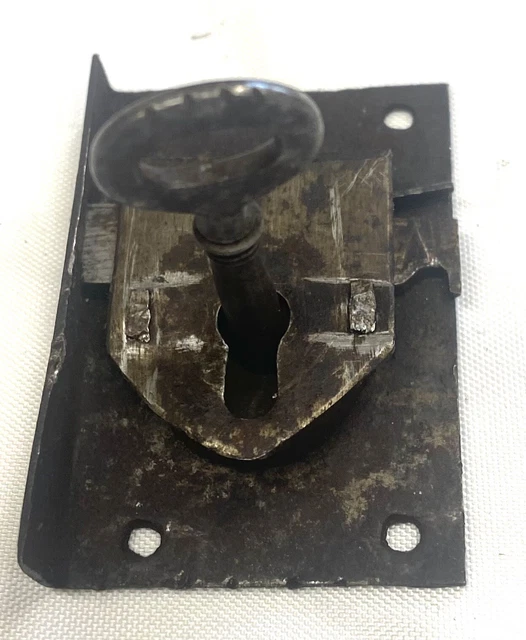 ANTIQUE GRANDFATHER / Longcase Clock Lock and Key : Working £45.00 ...