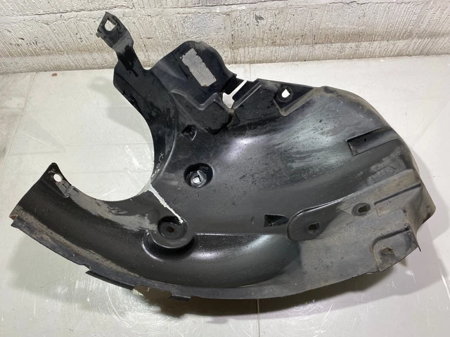 RENAULT CAPTUR 2014 Mk1 FRONT RIGHT WHEEL ARCH LINER REAR PART ...