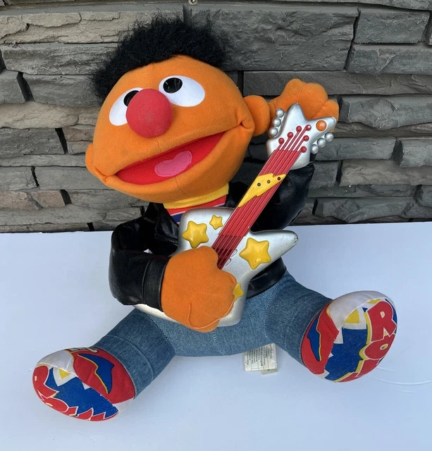 SESAME STREET ROCK n and Roll Ernie Animated & Sings 1998 Tyco Plush ...