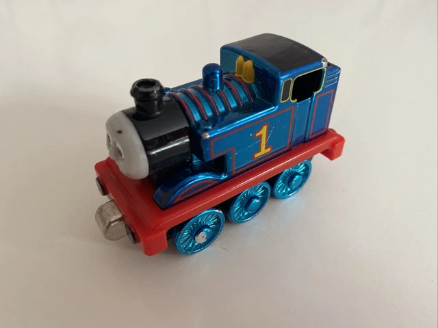 THOMAS THE TANK Engine & Friends Take n Play Along Magnet Trains ...