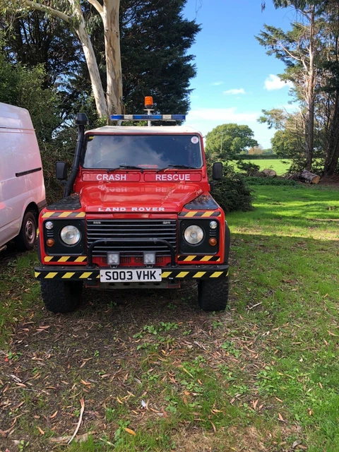 LAND ROVER DEFENDER 110 Fire Engine £8,800.00 - PicClick UK