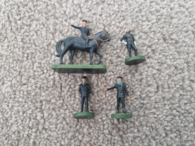 VINTAGE ORIGINAL SUBBUTEO All 4 Police Squad Figures Rare Accessories £ ...
