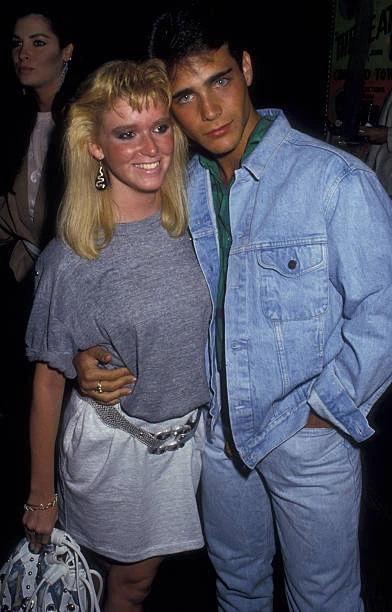 ACTRESS ALLISON SMITH and actor Brian Bloom sighted 1987 OLD PHOTO 1 $9 ...