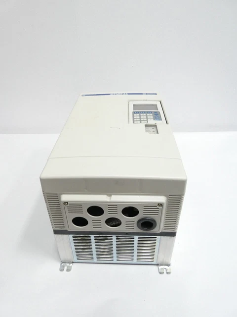 TELEMECANIQUE ATV66D23N4 ALTIVAR 66 AC Vfd Lecteur 400/460vac 400hz 0 ...