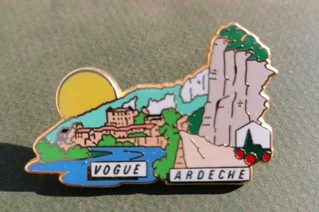 PIN'S PBVF &VOGUE& Ardèche Plus Beaux Villages de France LB CREATION ...