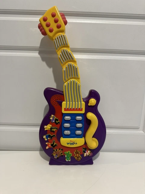 THE WIGGLES WIGGLING Dancing Guitar Musical Instrument 2004 Spin Master ...