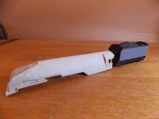 JAYCRAFT RESIN BODY for a LNER W1 CLASS 4-6-4 STREAMLINED LOCO . OO ...