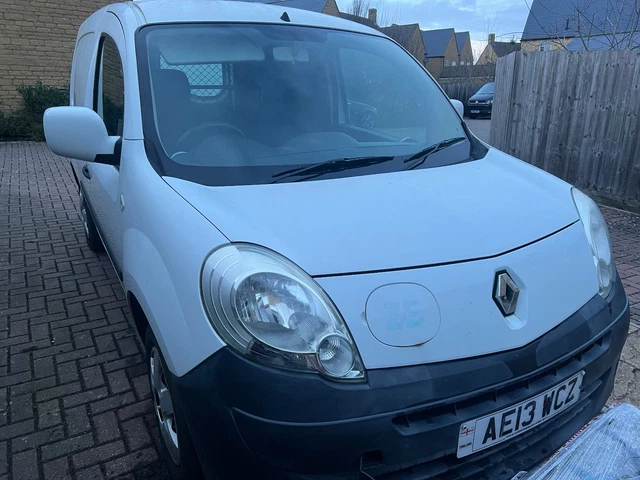 RENAULT KANGOO ZE electric van - spares/ repair £750.00 - PicClick UK