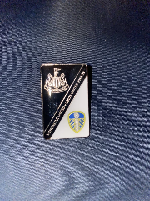 NEWCASTLE UNITED V Leeds official match day pin badge new and sealed £5 ...