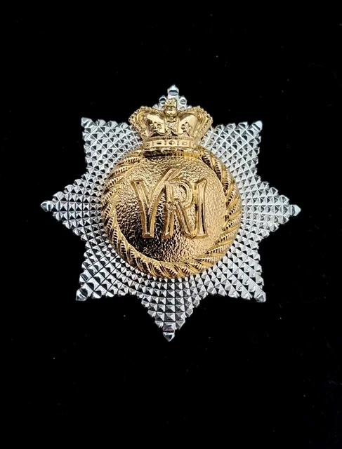 GENUINE ROYAL CANADIAN Regiment RCR Staybrite Cap Badge Canada Military ...