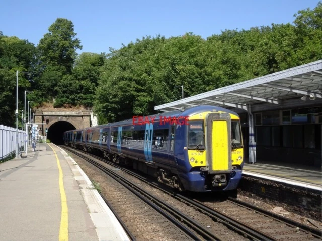 PHOTO 375 301 Entering Chatham Class 375/3 4-Car Emu No 375 301 Of ...