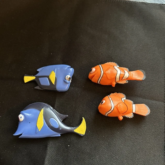 DISNEY FINDING NEMO, Dory and Marlin the Clown Fish Figures Lot Of 4 $7 ...