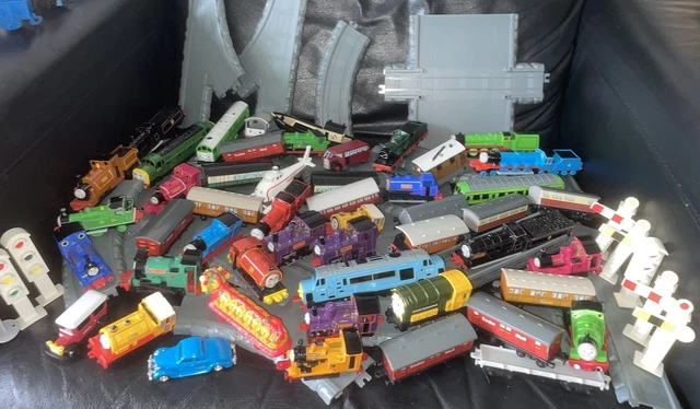 VINTAGE THOMAS THE Tank Engine Ertl Train And Track Playset 1991-1998 £ ...