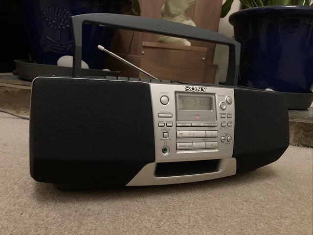 SONY CFD-S28L PORTABLE CD Player, Stereo Radio, Cassette/tape Recorder ...