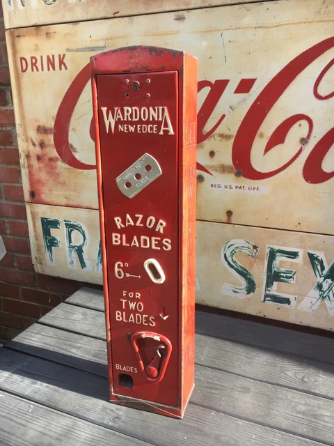 VINTAGE WARDONIA RAZOR Blade Vending Machine working on 6d. Lovely ...