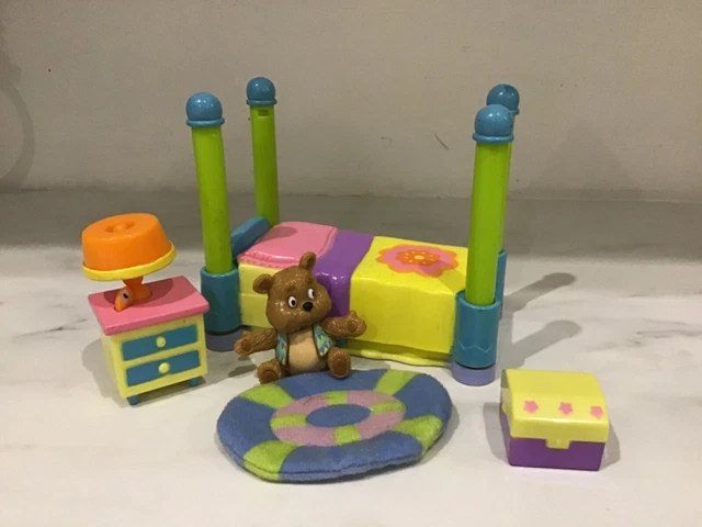 2003 FISHER PRICE Dora the explorer talking house - bedroom furniture £ ...
