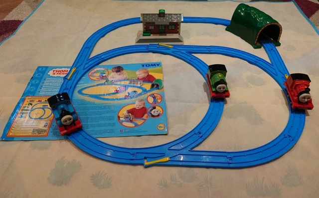 THOMAS THE TANK Engine And Friends Pull Back N Go Train Track.Beginners ...