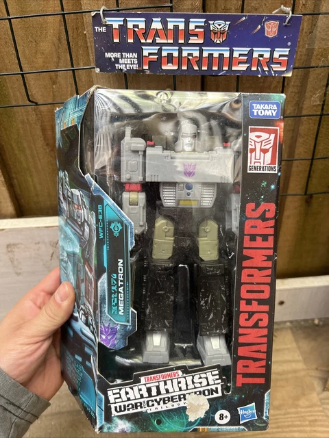 TRANSFORMERS HASBRO WFC-E38 MEGATRON War Cybertron Earthrise Voyager ...