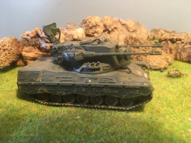 ROCO BUNDESWEHR MILITÄR Panzer Flakpanzer Gepard 173 H0 1:87 EUR 7,00 ...