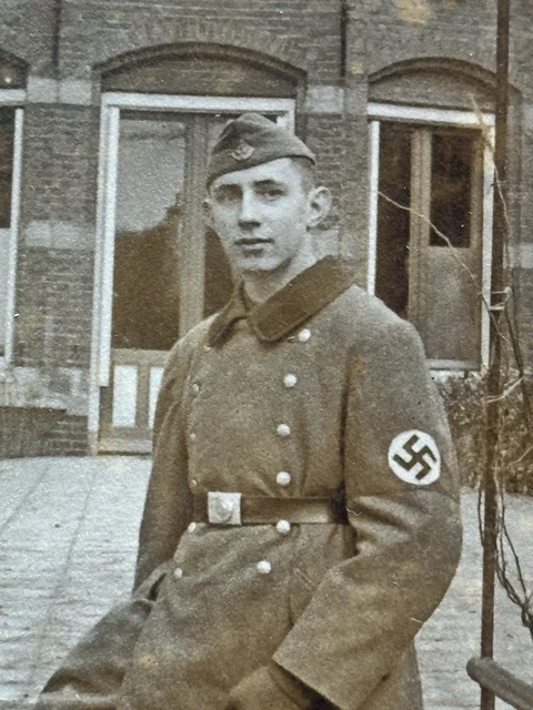 FOTO PORTRÄT SOLDAT Wehrmacht WW2 WK2 Militaria Uniform Abzeichen 2. Weltkrieg EUR 7,00 ...