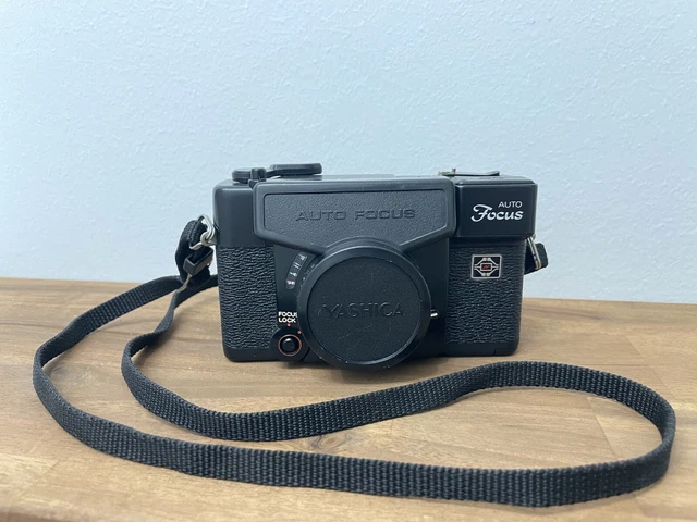 YASHICA AUTO FOCUS 35mm Film Point and Shoot Camera 38mm F2.8 Lens £59. ...