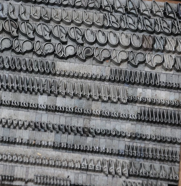 POLICE DE CARACTÈRES plomb lettres typographie imprimerie tampons ...