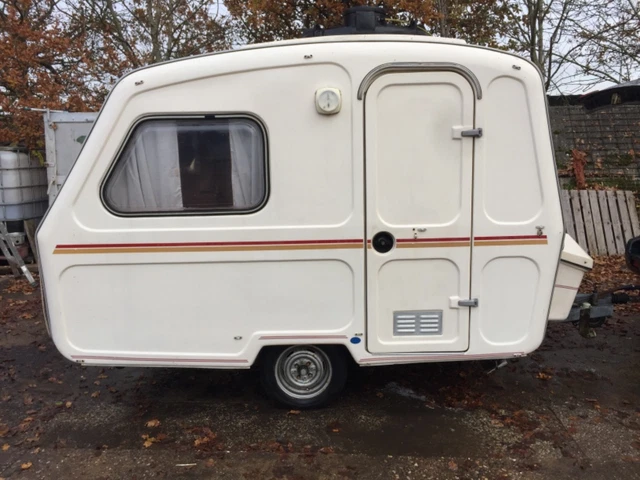 FREEDOM MICROLITE CARAVAN with Awning £500.00 - PicClick UK