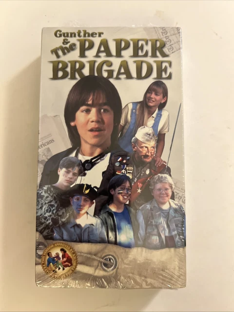 GUNTHER & THE Paper Brigade (VHS 1996) Robert Englund Kyle Howard £13. ...