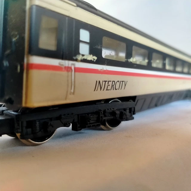 INTERCITY HORNBY OPEN Coach R439 in Swallow Livery BR Mk3 £14.00 ...