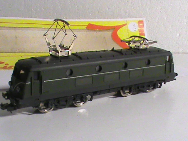 LOCOMOTIVE ÉLECTRIQUE HO LIMA8025/TYPE BB/ DE LA SNCB/ FONCTIONNE EUR ...