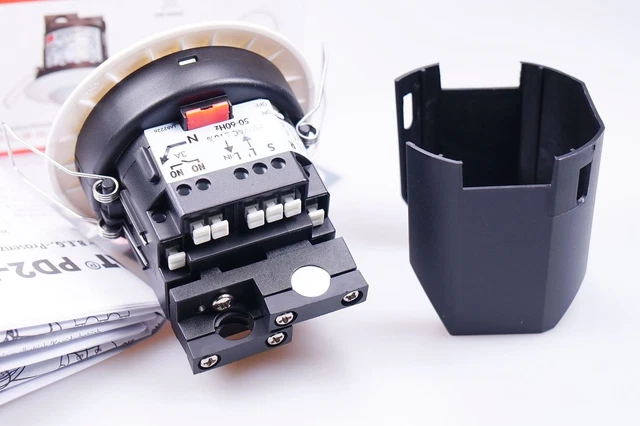 B.E.G. BRÜCK LUXOMAT PD2-M-2C-92165 Präsenzmelder PD2-M-2C-DE/FC/FP/IB ...