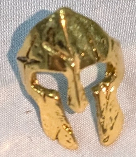 GLADIATOR GOLD RING Movie Old Roman Fighter Ancient Games Retro Vintage ...