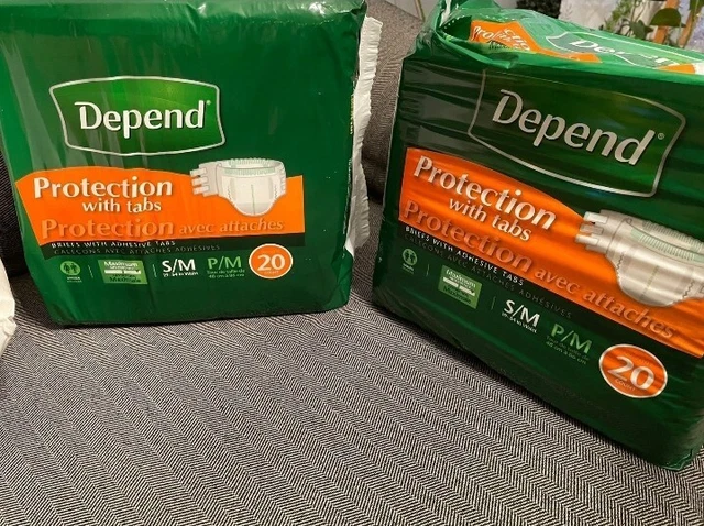 DEPEND INCONTINENCE PROTECTION With Tabs Maximum Absorbency S/M 40 ...