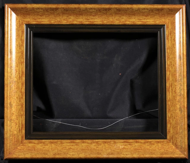 20TH CENTURY FRENCH HEAVY WOODEN PICTURE FRAME FOR 33 x 41 CM - 6F £21. ...