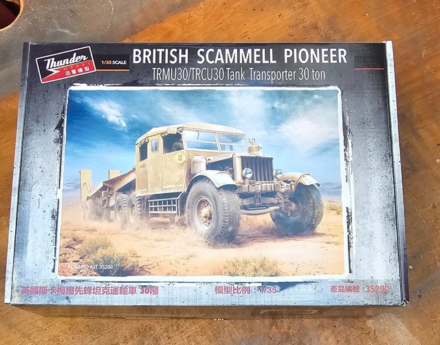 BRITISH SCAMMELL PIONEER Thunder Model 35200 + British Valentine MK II ...