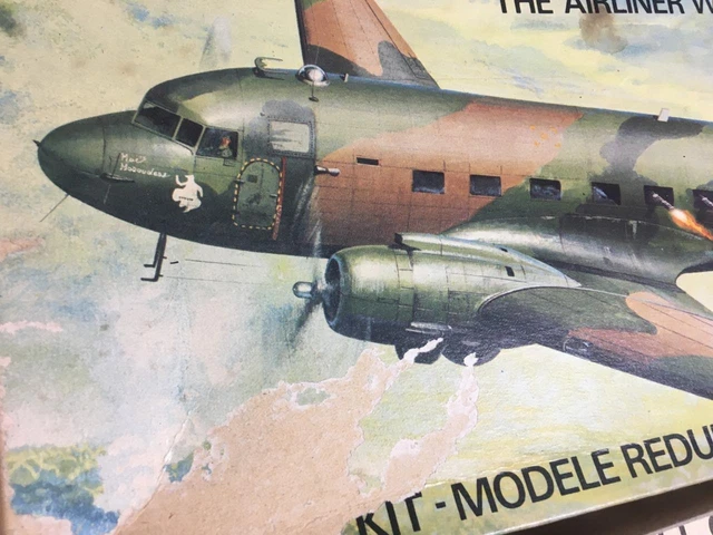 DOUGLAS AC 47 Gunship Dakota Vietnam War 1/72 aircraft model kit POOR ...