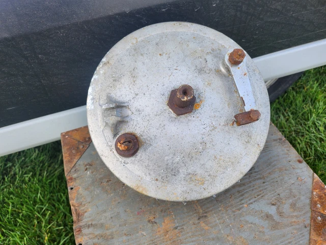 BSA A7 A10 B31 B33 Shooting Star Super Rocket Cast Iron Front Wheel Hub ...