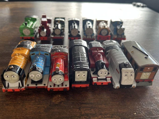 THOMAS FRIENDS FIGUR Plarail Tomica James Emily Gordon Diesel Spencer ...